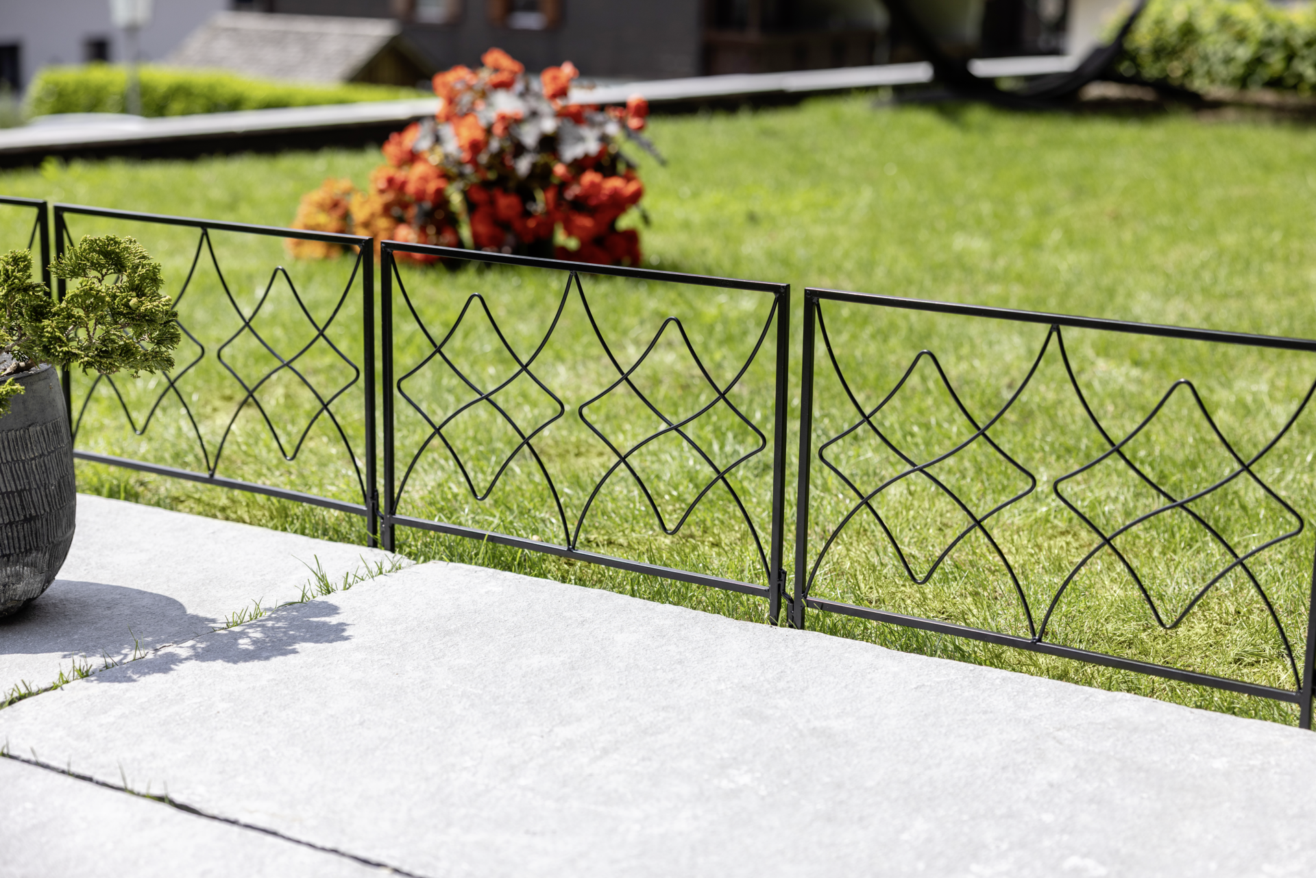 Metal bed edging DIAMONDS | products Windhager Home & Garden ...